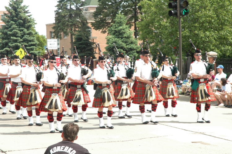 Chicago Highlanders Pipes & Drums