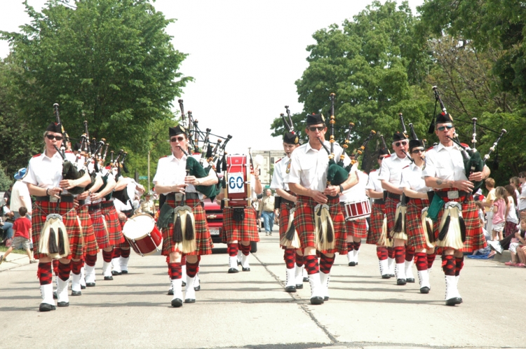 Chicago Highlanders Pipes & Drums